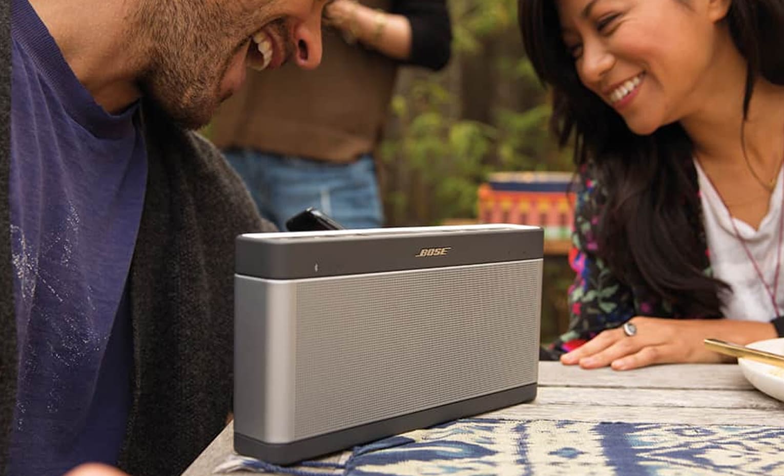 معرفی Bose SoundLink III - تهران اسپیکر